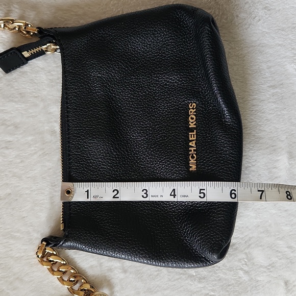 Michael Kors | Bags | Michael Kors Black Crossbody Purse | Poshmark